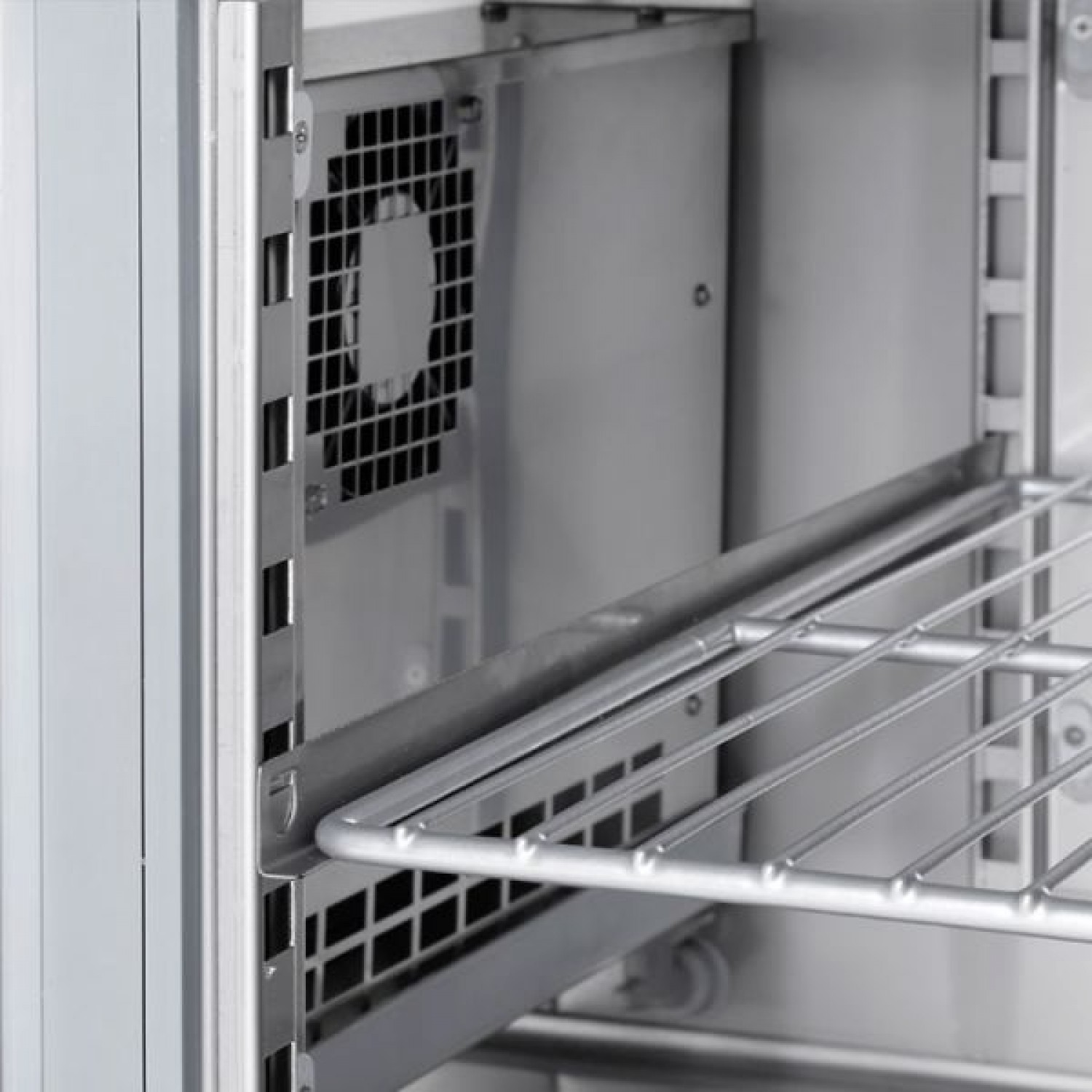 Ψυγείο πάγκος 4 γυάλινες πόρτες 224x60εκ Inomak PMR9999/GL